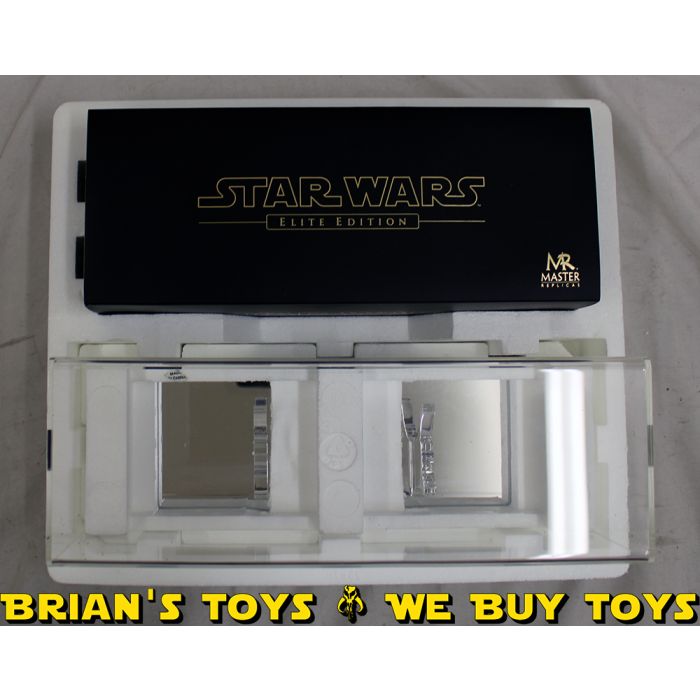 Star Wars Master Replicas Luke Skywalker ANH Lightsaber (Elite Edition ...